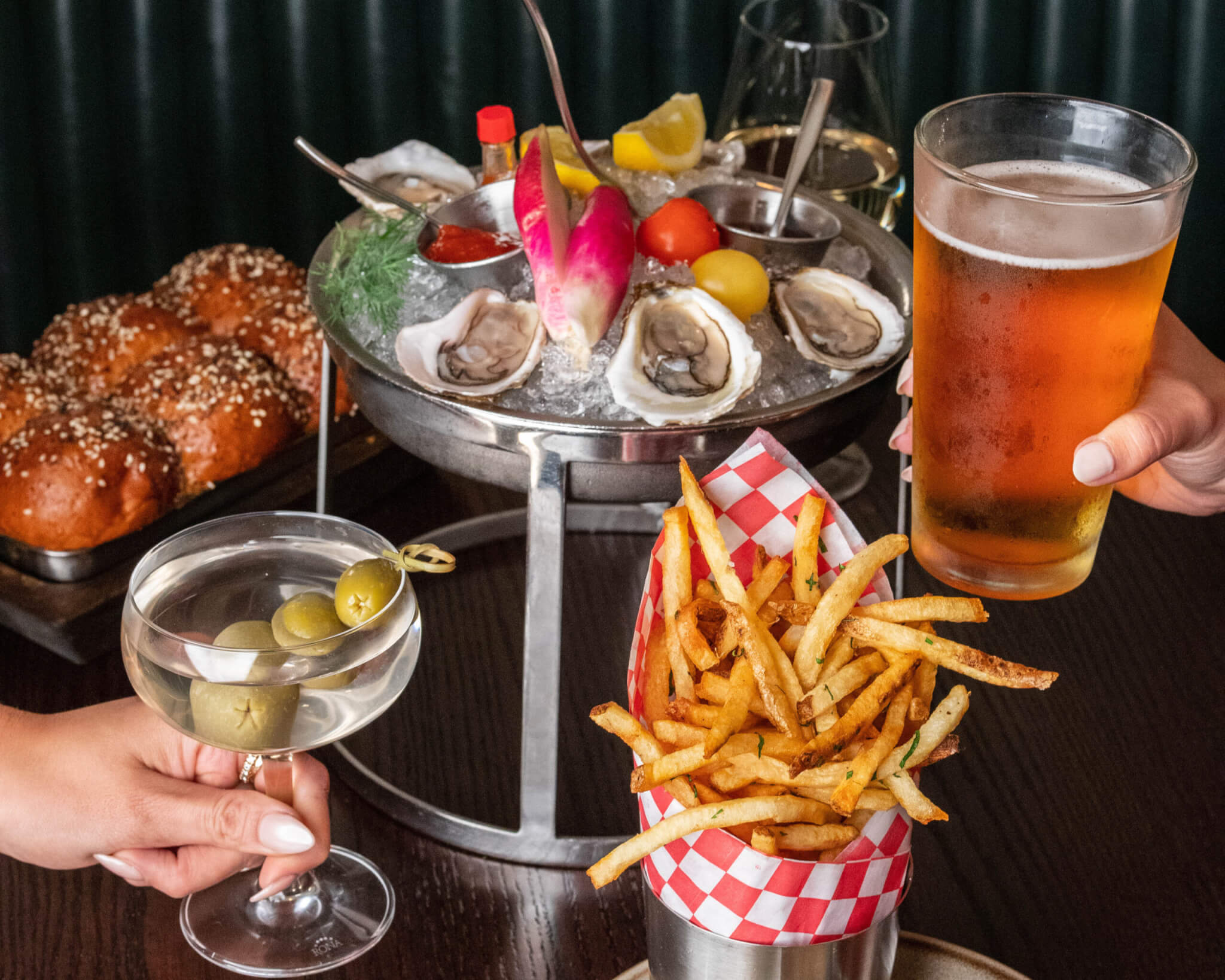 Happy Hour | Legasea Bar & Grill | Midtown NYC