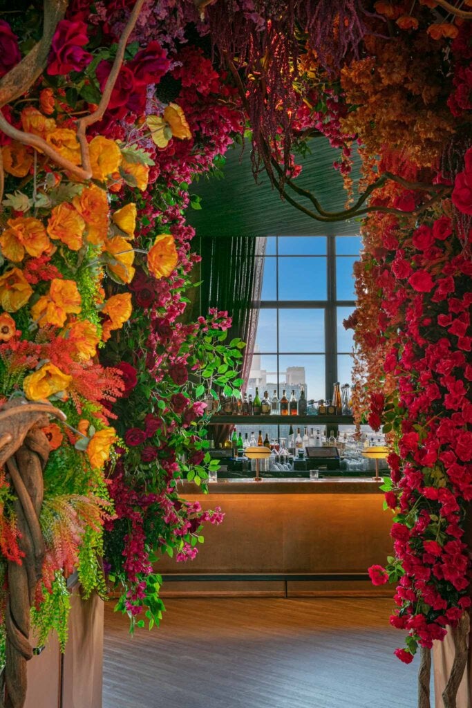 The Fleur Room Launches Afterwork Cocktails with New Hanging Gardens